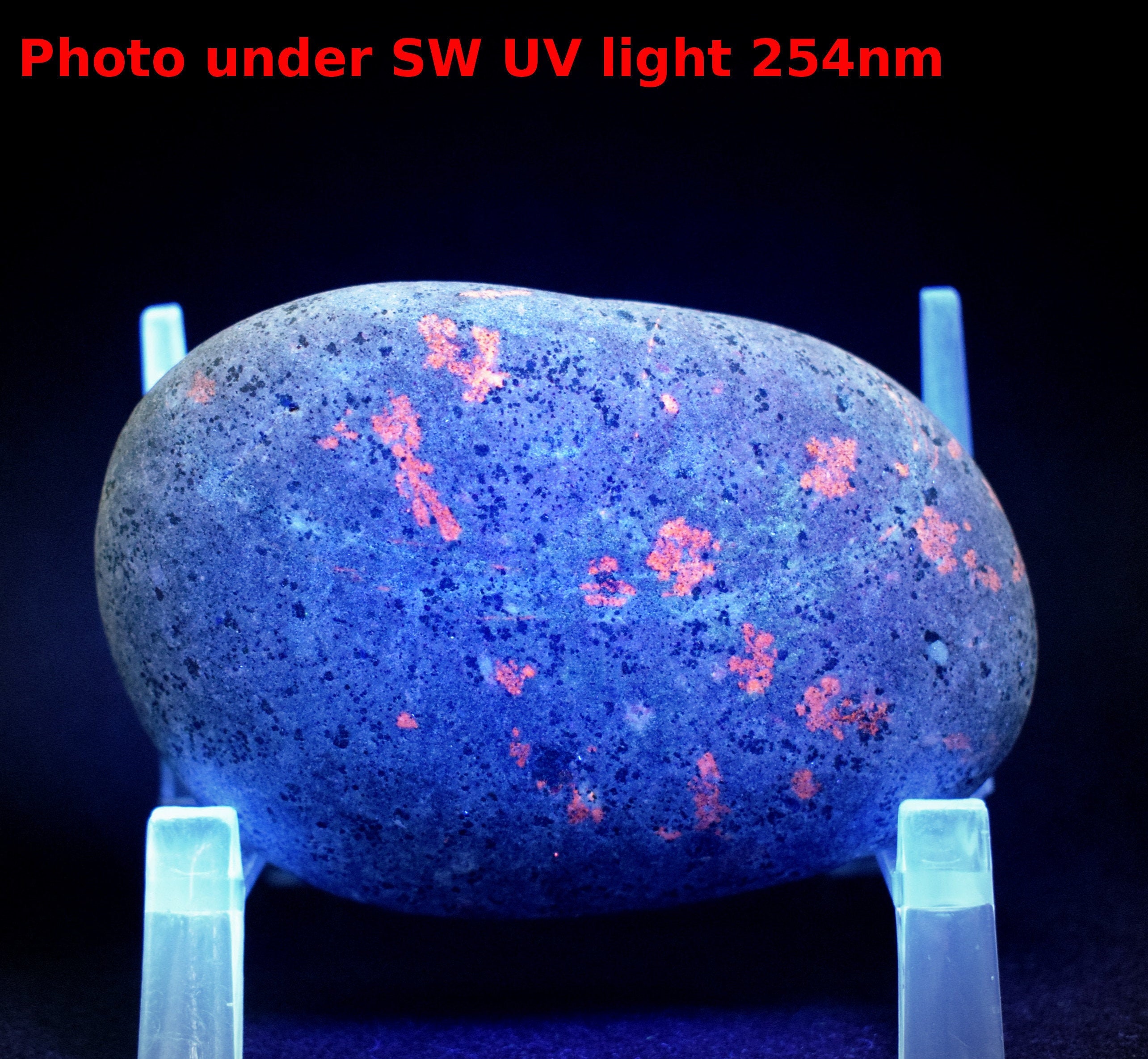 Nice Glowing Under UV Syenite Yooperlite Specimen from Lake | Etsy