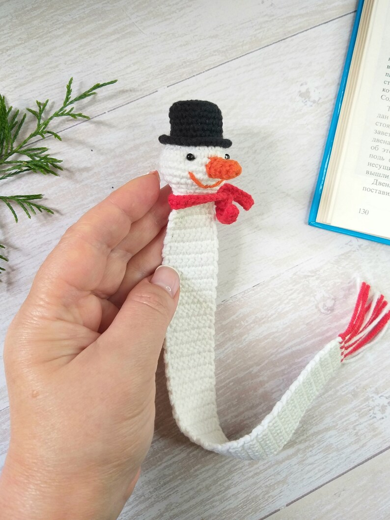 Snowman Crochet Bookmark Pattern, Christmas Amigurumi Snowman Ornament ...