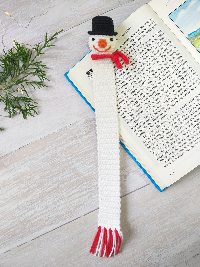 Snowman Crochet Bookmark Pattern, Christmas Amigurumi Snowman Ornament ...
