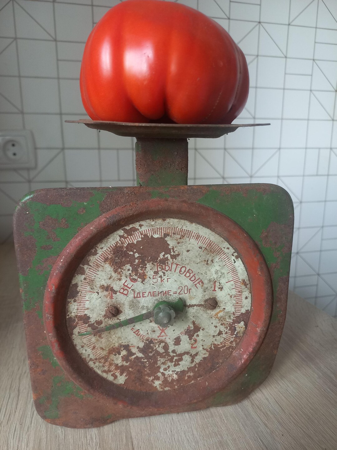 Vintage Primitive Household Kitchen Appliances Kitchen Scales Poor ...