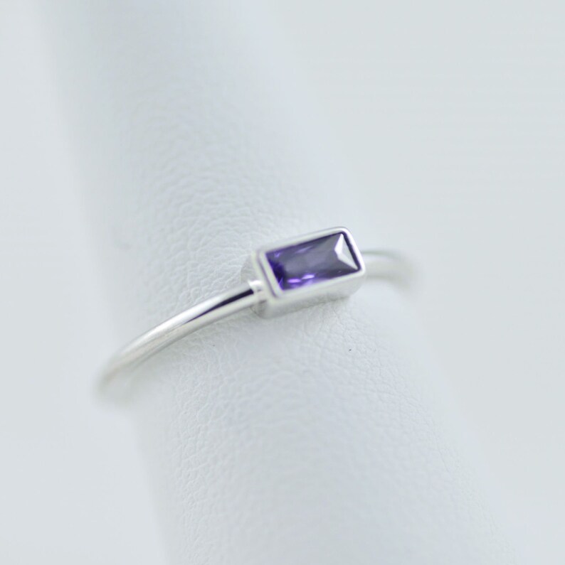 Minimalist Sterling Silver Ring Amethyst purplegemstone. 925 - Etsy