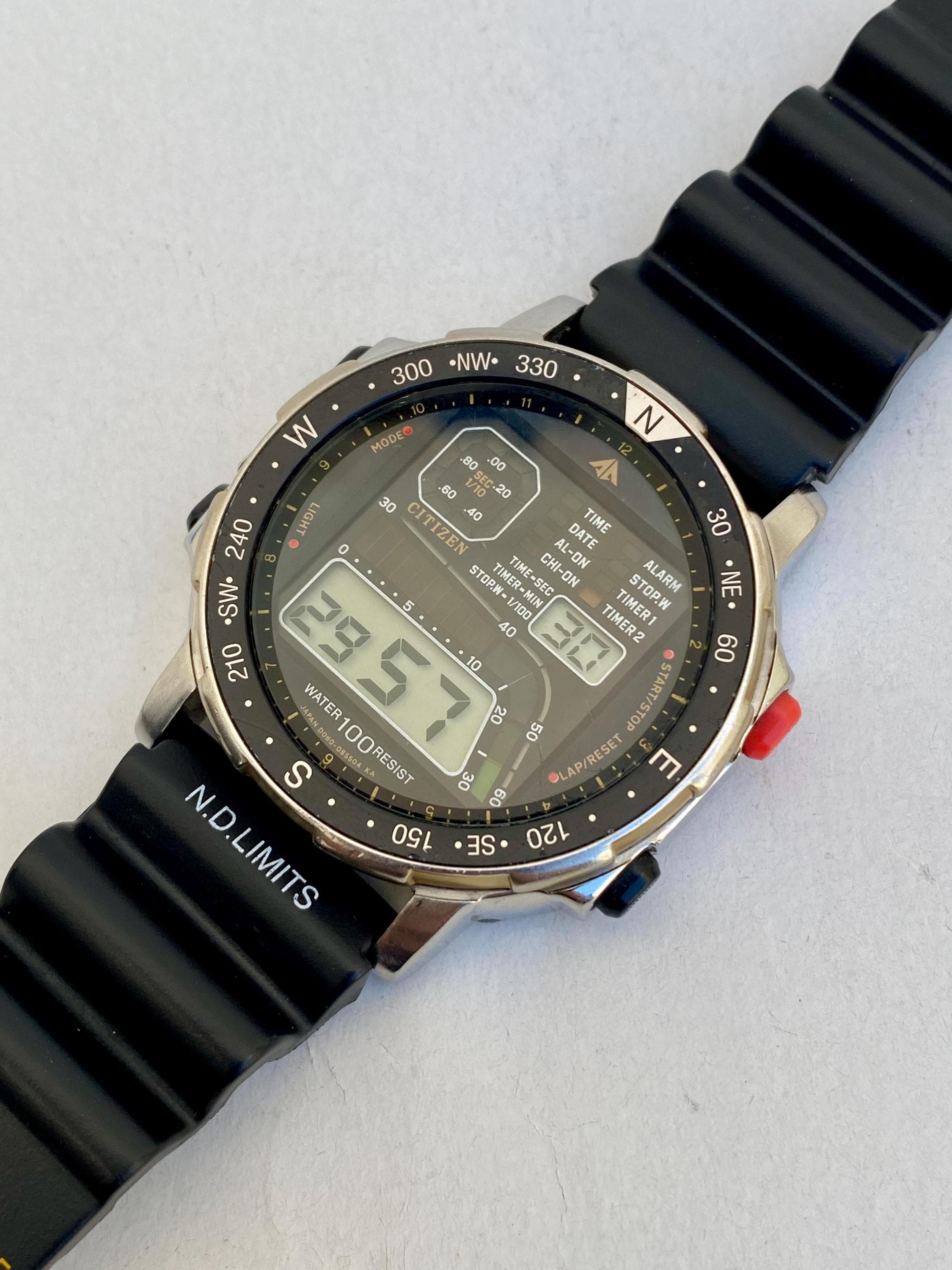 Vintage CITIZEN Windsurfer D060 Quartz Watch Mens - Etsy