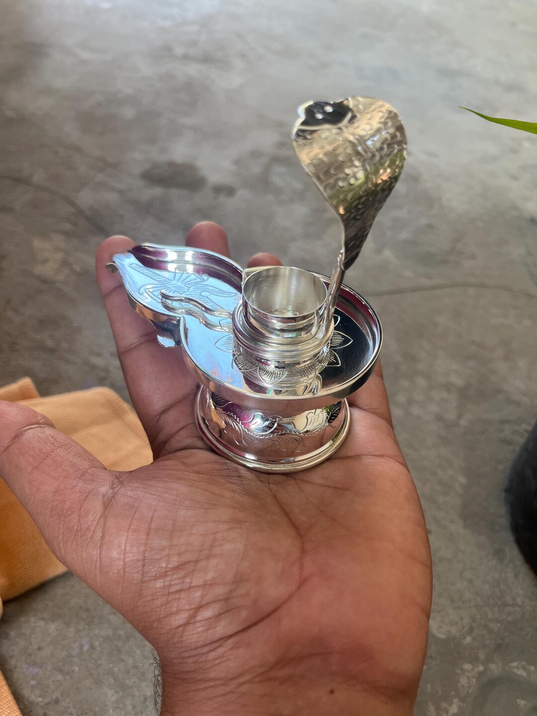 925 Sterling Silver Small Lord Shiva Lingam Stand/ Jalheri, Use for Put ...