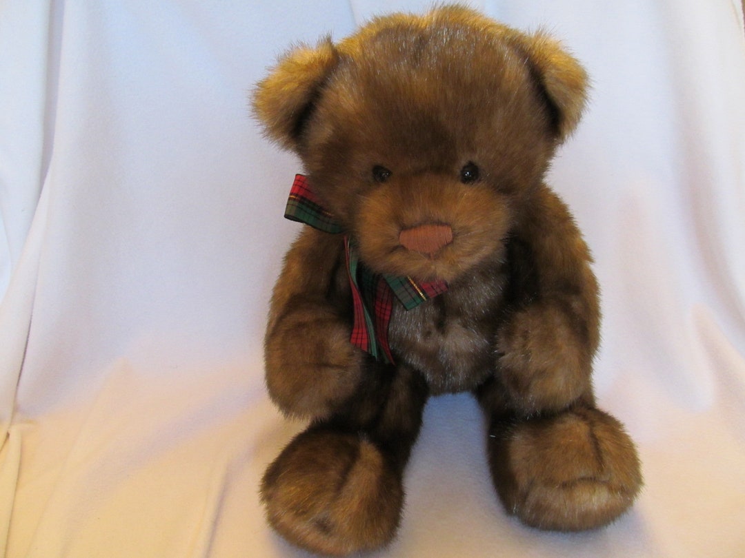 Large Vintage Gund Bear, What a Cute Soft Plush Bear From Gund Inc ...