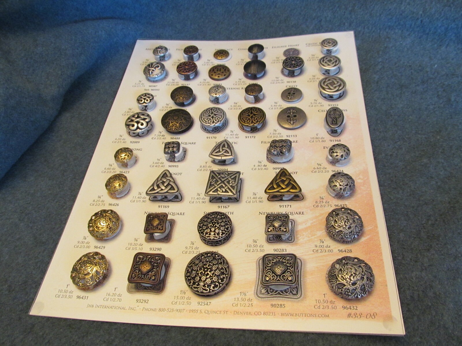 Salesman Sampler Button Card, Unique Buttons, Most Are Shank Style ...