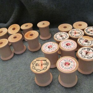 Eighteen Vintage Wooden Spools, All Same Size 1 1/2'' Tall, Collectible ...