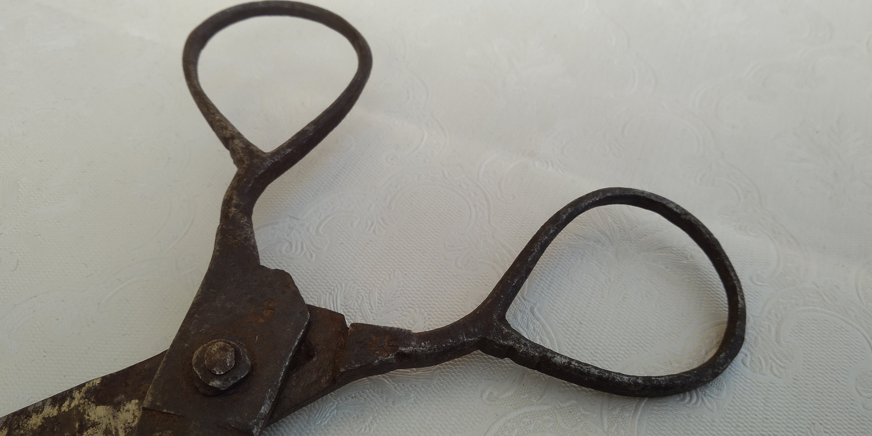 Vintage Rusty Scissors Old Tailors Tool Antique Iron - Etsy