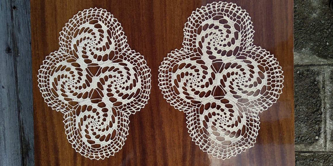 Set of 2 Vintage Handmade Crochet Ellipse Laces Unique - Etsy