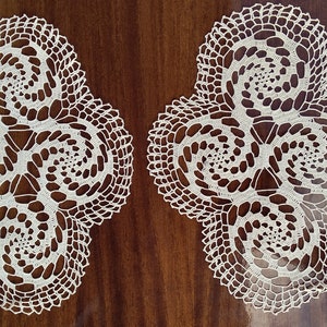 Set of 2 Vintage Handmade Crochet Ellipse Laces, Unique Bulgarian Hand ...
