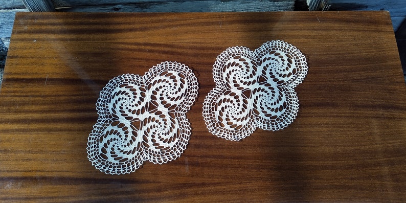 Set of 2 Vintage Handmade Crochet Ellipse Laces Unique - Etsy