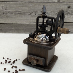 Vintage Wooden Pepper Mill Old Beautiful Grinder Bar Decor - Etsy