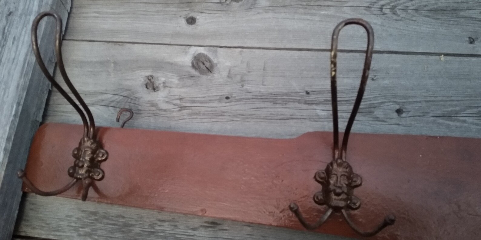 Vintage Wooden Hanger// Rustic Wall Hanger// Antique Clothes Hanger ...