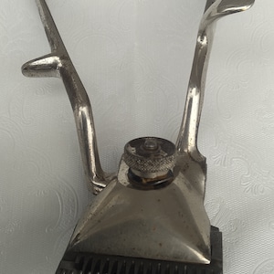 Vintage Manual Hair Clipper No.1, Old Barber Hand Trimmer, Retro Barber ...