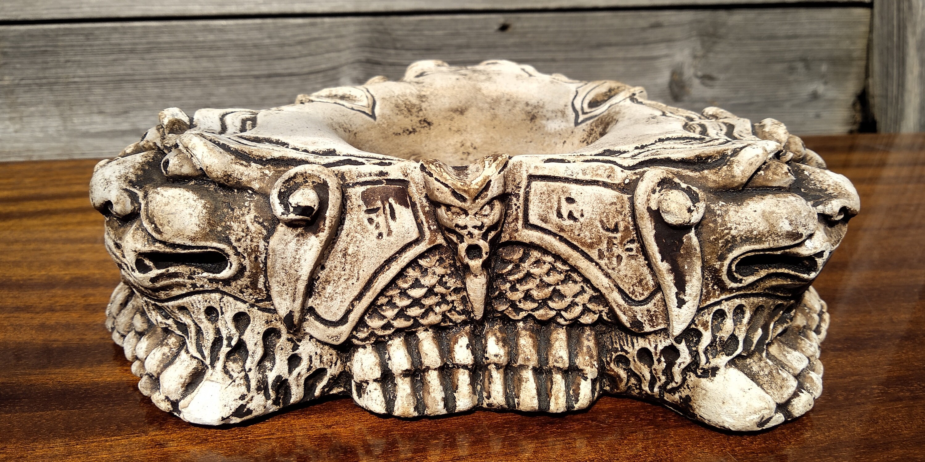 Vintage Set of Two Ashtrays Retro Gypsum Ashtray Collectable - Etsy