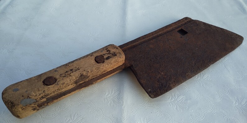 Vintage Cleaver Knife, Old Rusty Butcher Knife, Primitive Meat Chopper ...