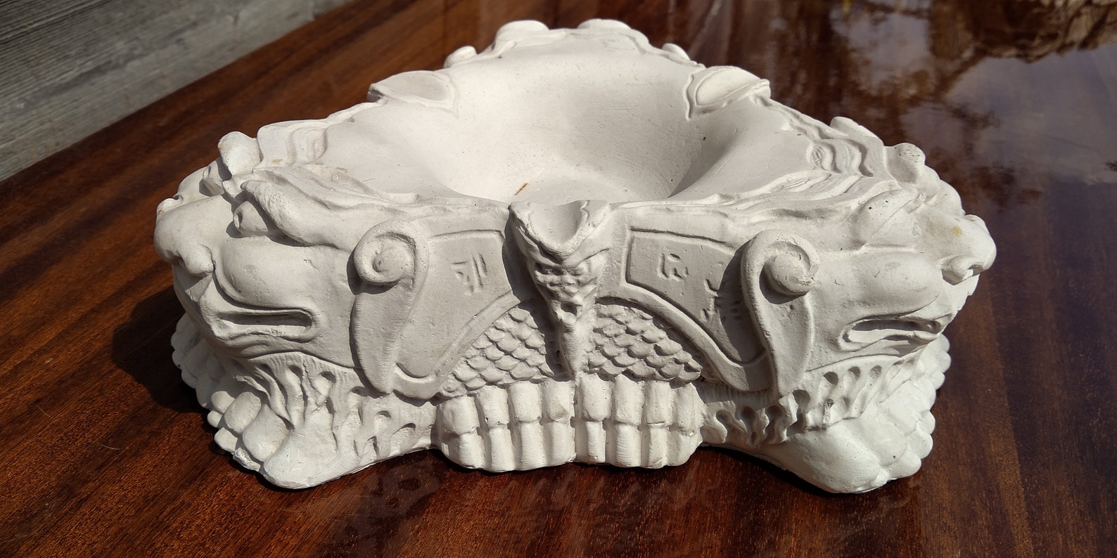 Vintage Set of Two Ashtrays Retro Gypsum Ashtray Collectable - Etsy