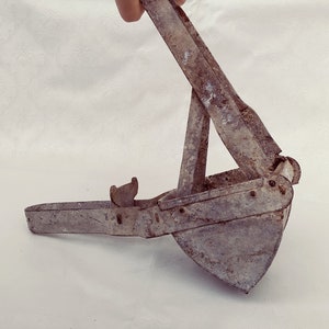 Vintage Metal Patato Press, Rusty Patato Hand Press, Ancient Potato ...