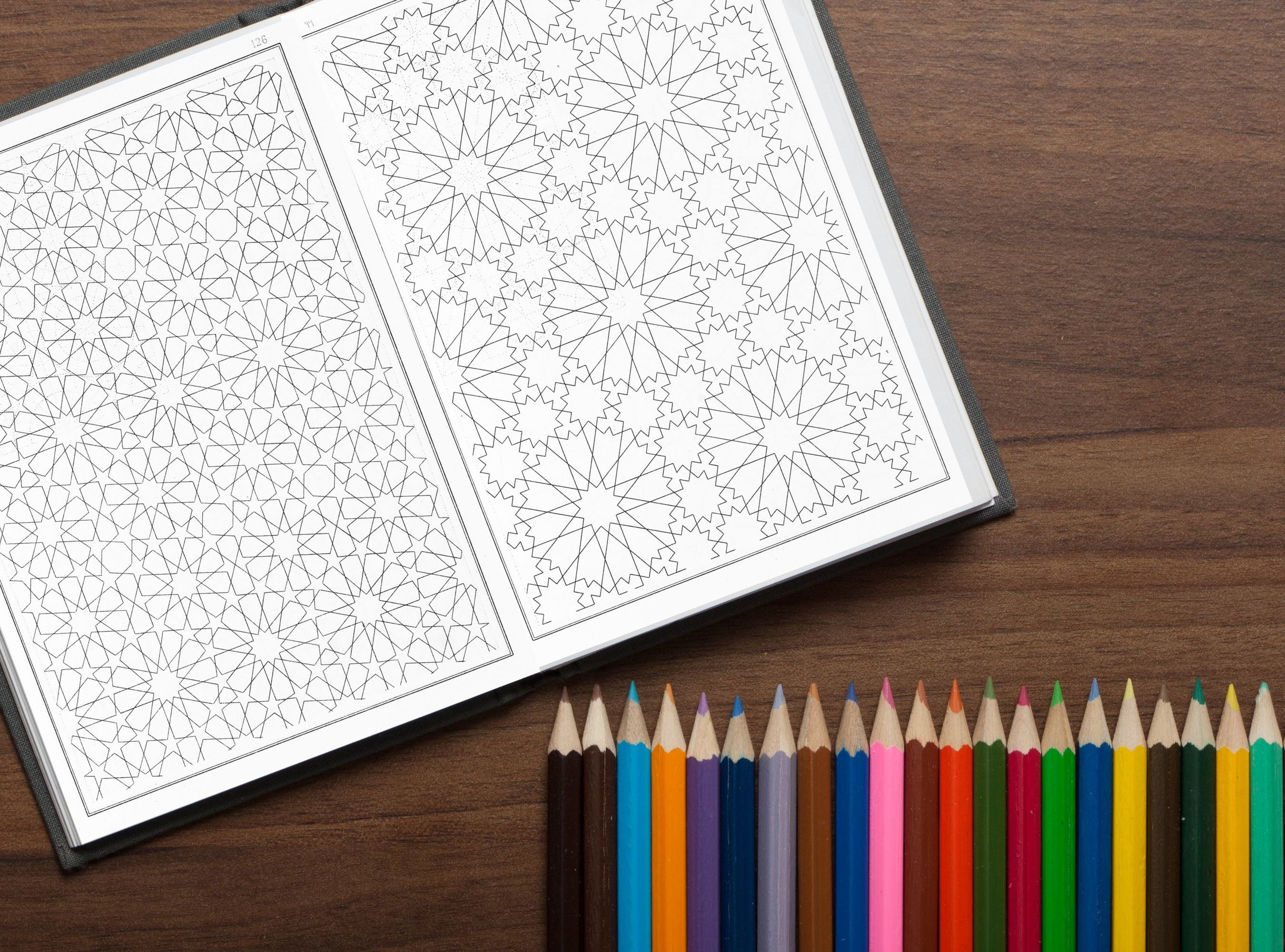 Islamic Pattern Colouring Pages | Arabic Pattern Printable Papers ...