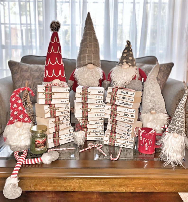 Christmas Book Stacks | Holiday Book Stacks | Christmas Home Decor ...