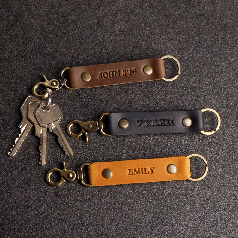 Personalized Leather Key Clip for Belt Loop With Keyring and Carabin ...