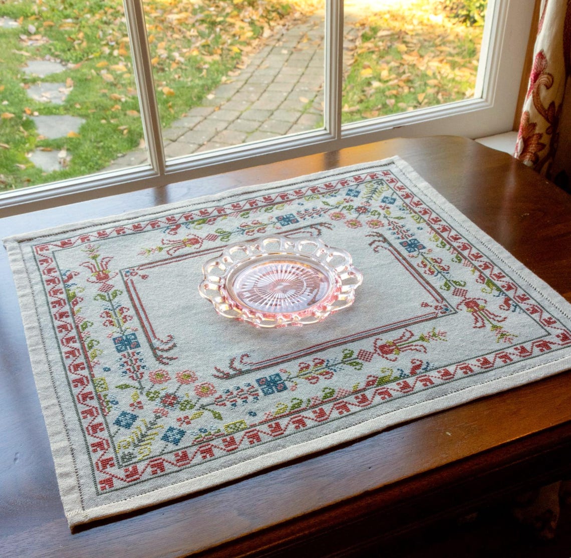 Evangeline Border Cross Stitch Kit: Avlea Folk Embroidery - Etsy