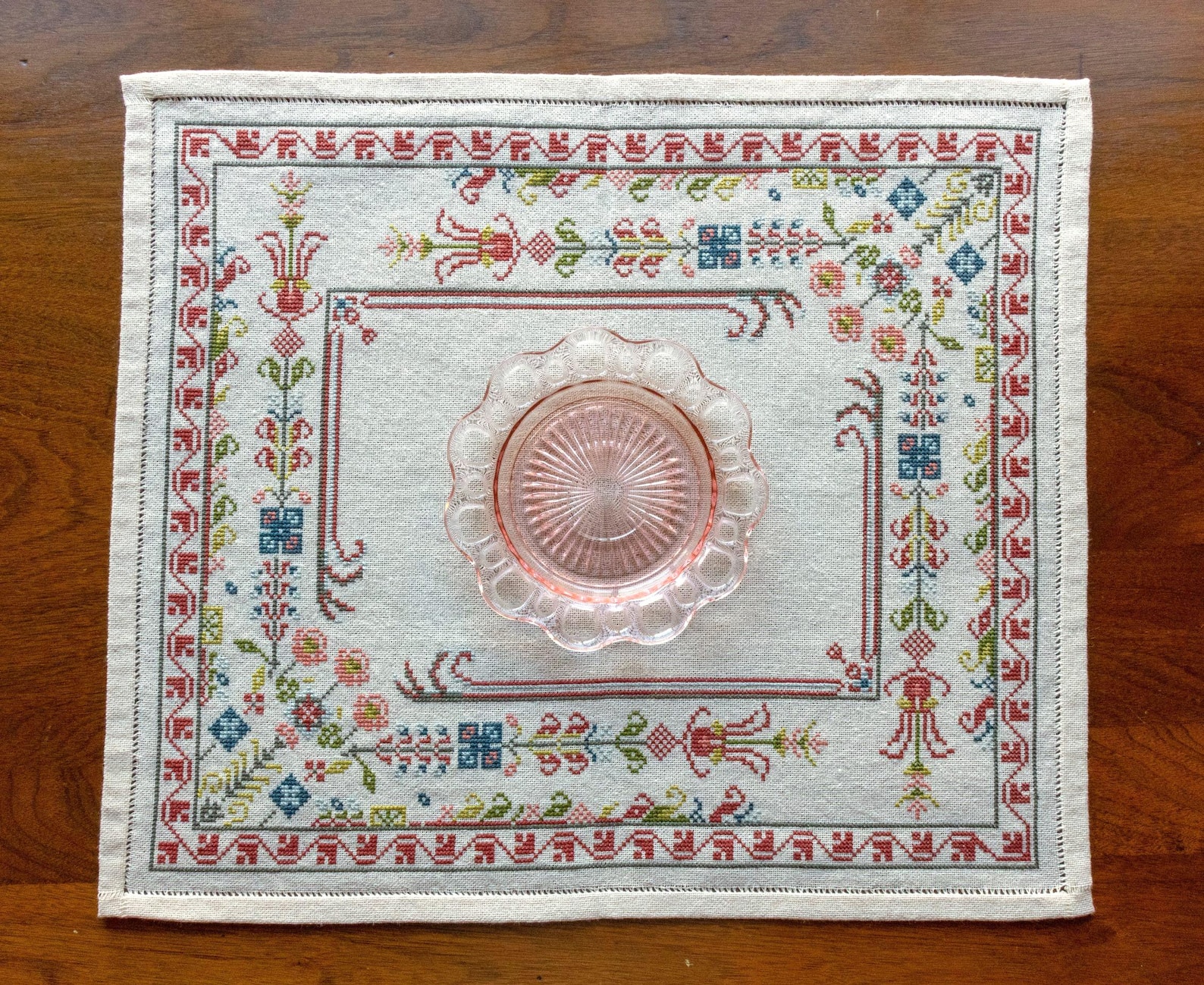 Evangeline Border Cross Stitch Kit: Avlea Folk Embroidery - Etsy
