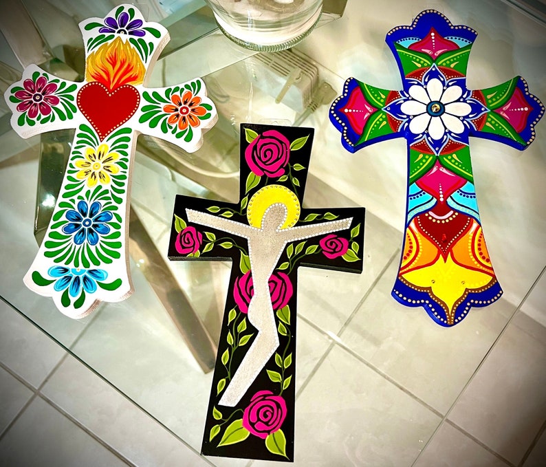 Hand Painted Wooden Crosses Set - Etsy