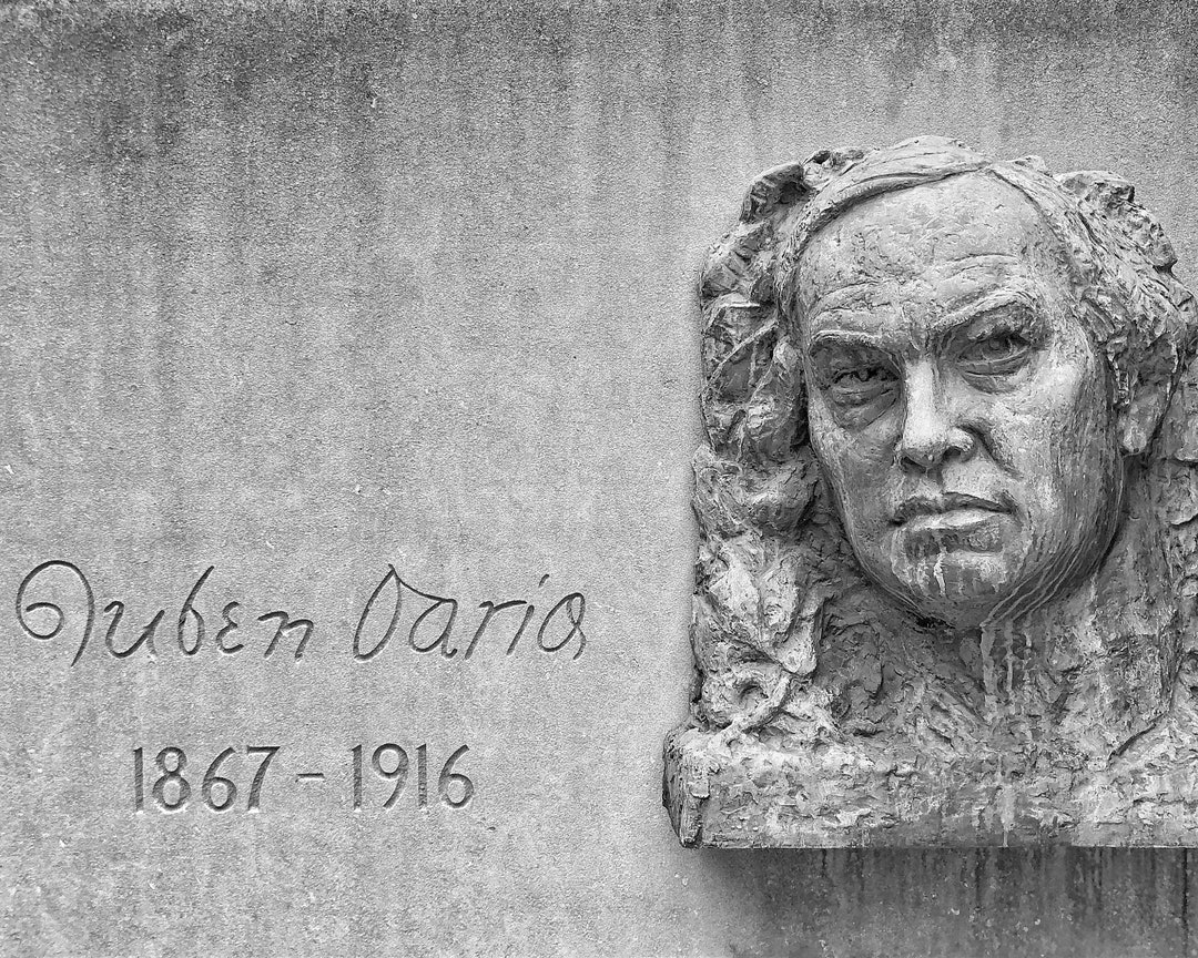 Rubén Darío | Nicaragua Poet Plaque Sculpture by Juan José Sicre ...