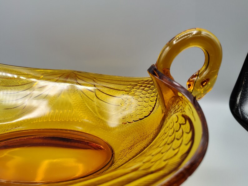 Vintage Amber Swan Centerpiece Rescue Me Vintage SE Two - Etsy