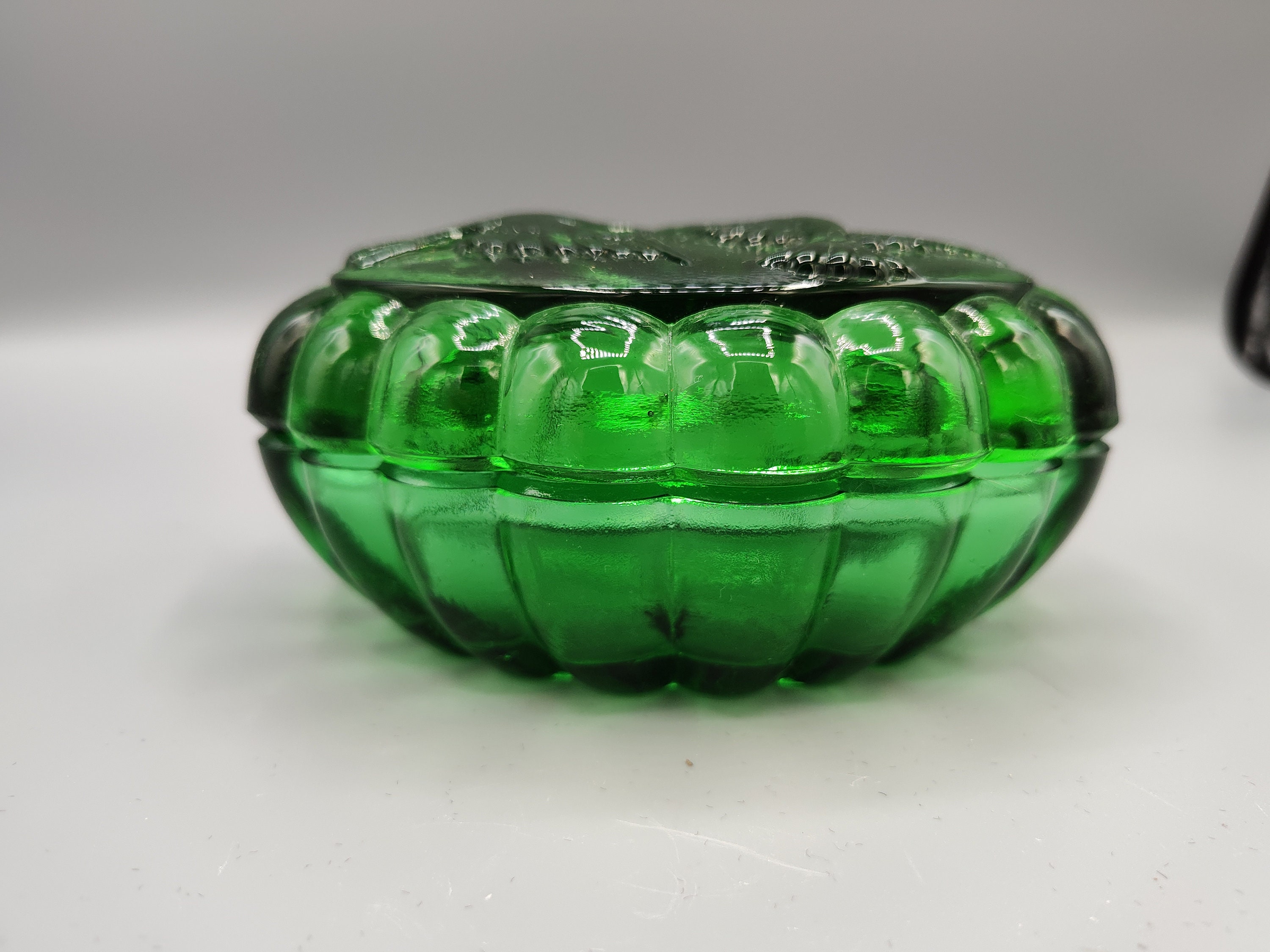 Rare Emerald Green Trinket - Rescue Me Vintage SE - Cristal Bohemia ...