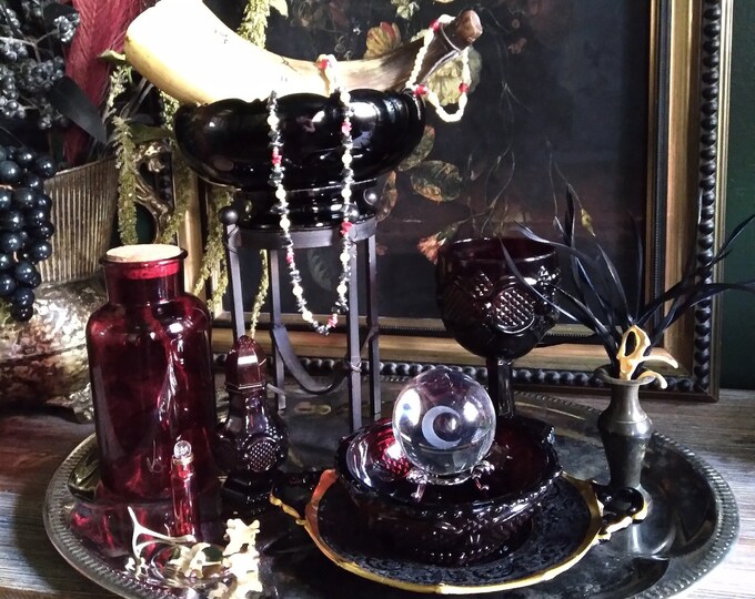 Vintage Dark Goddess Witch Altar Kit / Triple Goddess / Hecate Sanguine ...