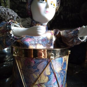 Moving Vintage Pierrot Clown Doll Music Box / Clown Automaton ...