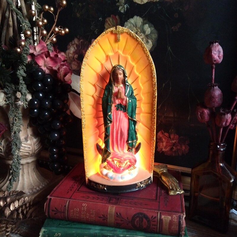 Light up Virgin Mary Statue - Etsy