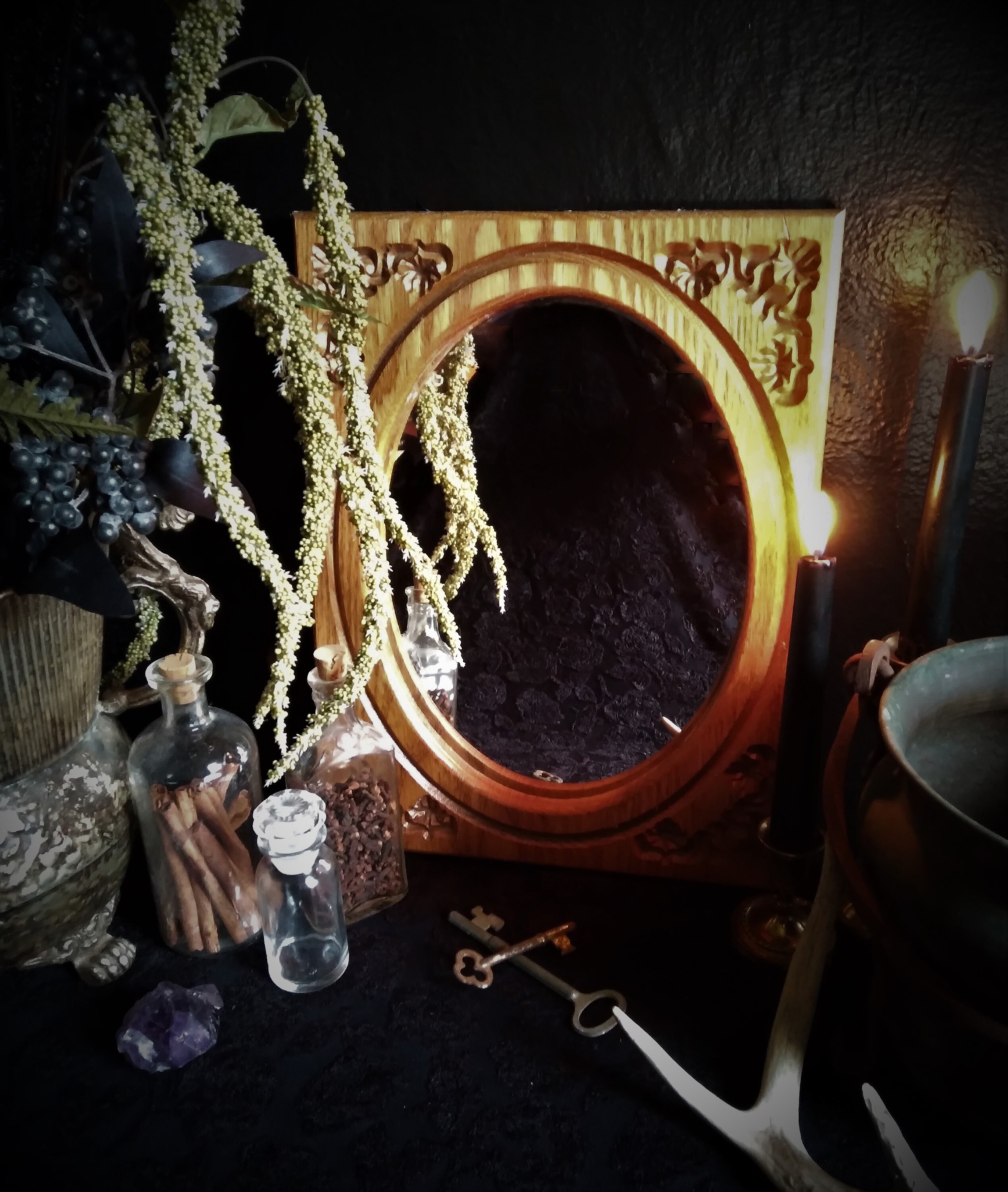 Beautiful Vintage Carved Wooden Mirror / Scrying & Divination - Etsy