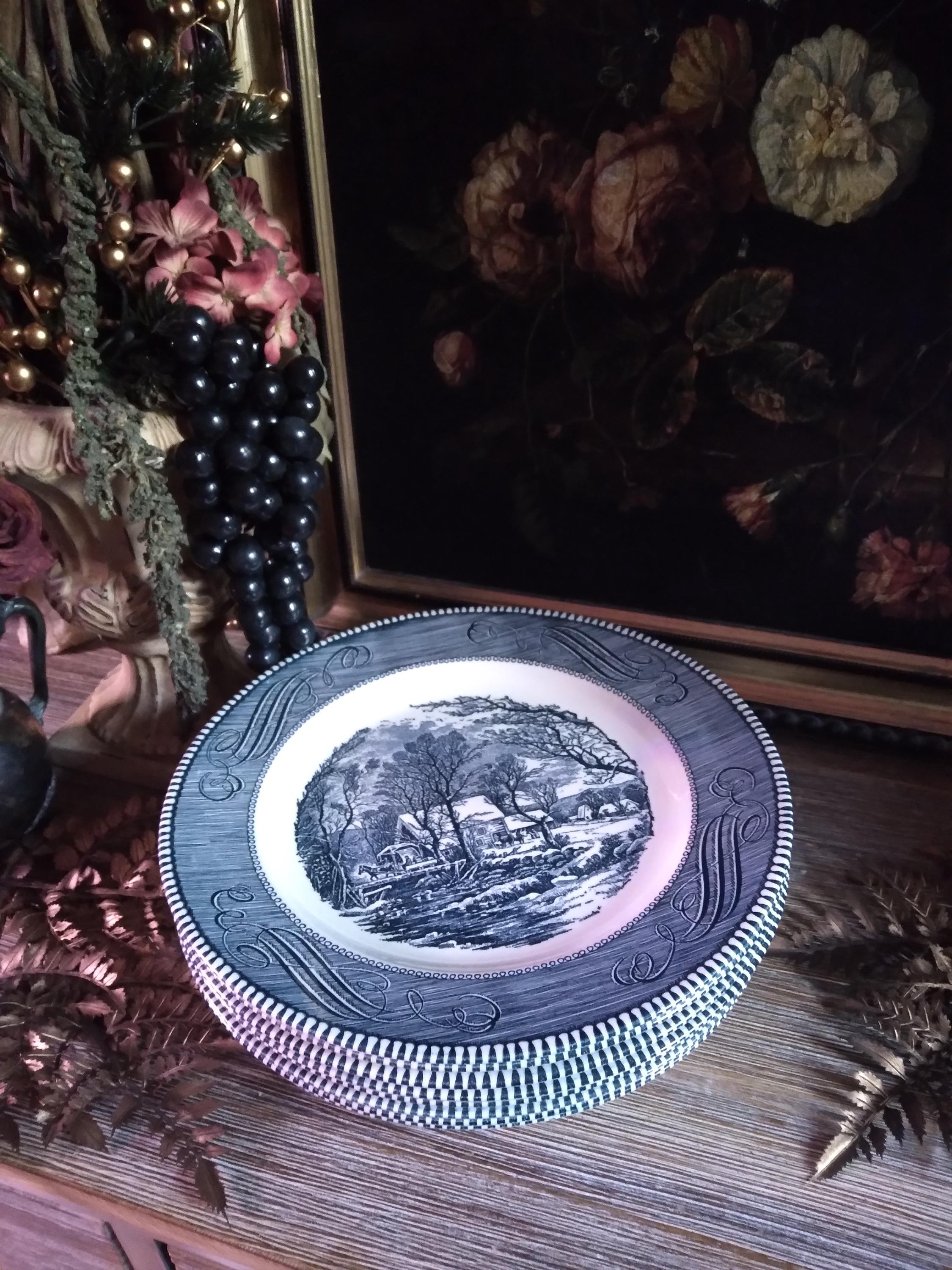 Set of 8 Vintage Royal China USA Blue Cavalier Dinner Plates 10 ...