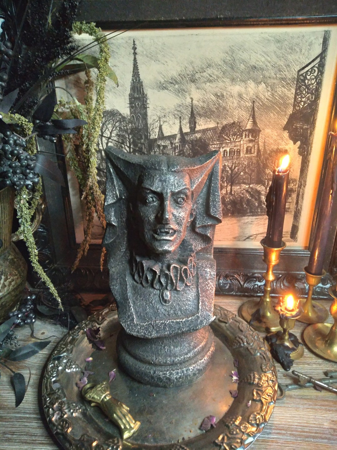 Vintage Female Vampire Bust / Medieval Gargoyle Statue LED Eyes ...