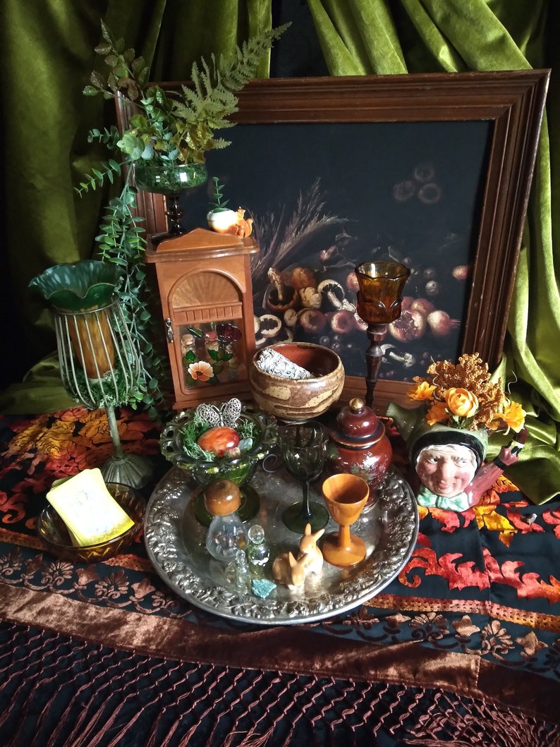 Vintage Forest Cottage Witch Altar Kit / Master Apothecary - Etsy