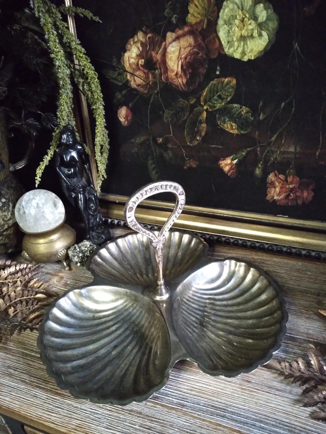 Triple Silver Shell Vintage Water Witch Altar / Aphrodite Offering ...