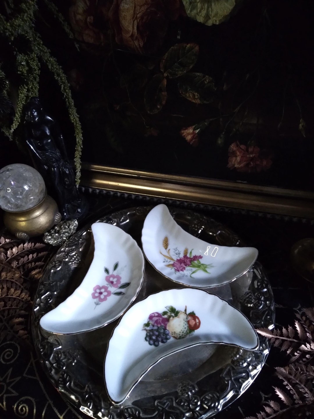 Vintage Crescent Moon Offering Dish / Ritual Bone Dish / Altar Tray ...