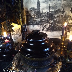 Large Vintage Witch Cauldron / Ceramic Lidded Cauldron With Footed ...