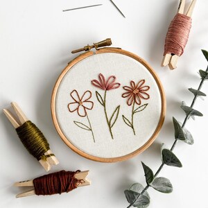 Beginner Blooms Embroidery Pattern Bundle || 5 Floral Embroidery Hoop ...