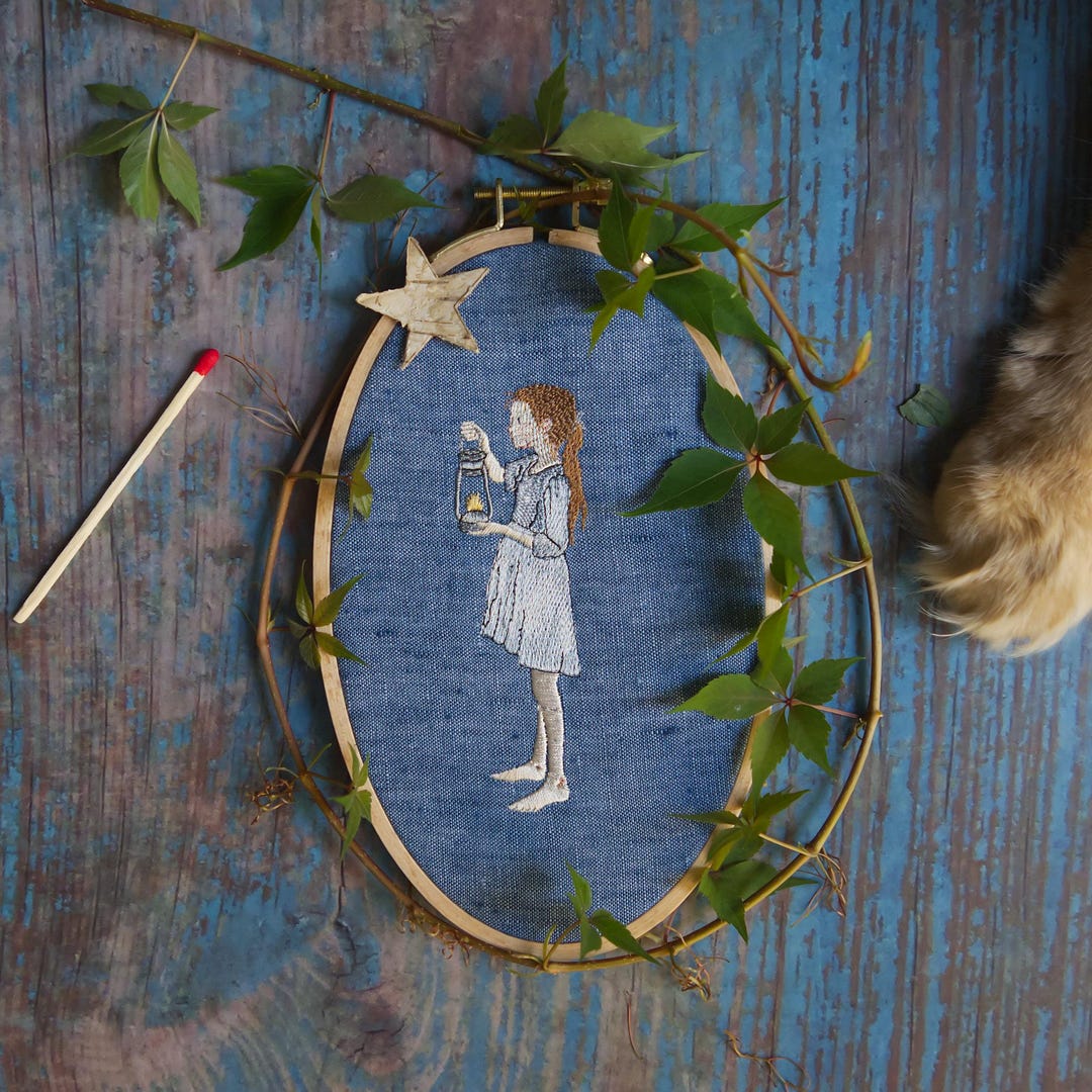 Embroidery File Girl With Lantern - Etsy