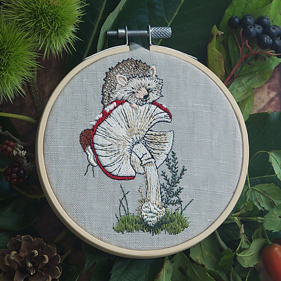 Embroidery File Hedgehog With Toad - Etsy