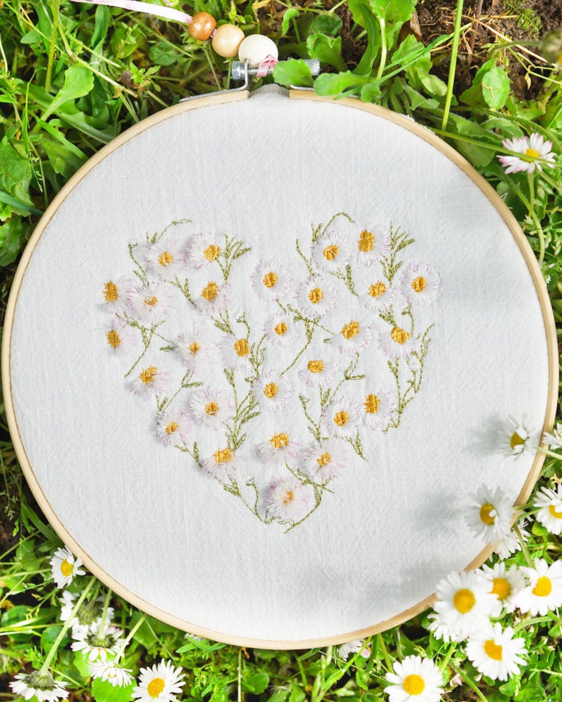 Embroidery File Daisy Heart 3D - Etsy UK
