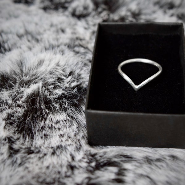 Chevron Ring - Etsy