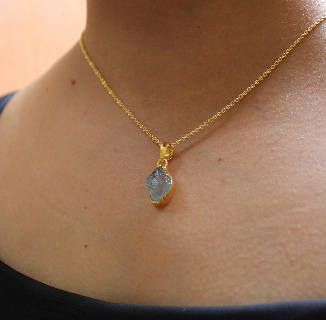 Collier aigue-marine brute, collier en or 18 carats, collier bleu ...