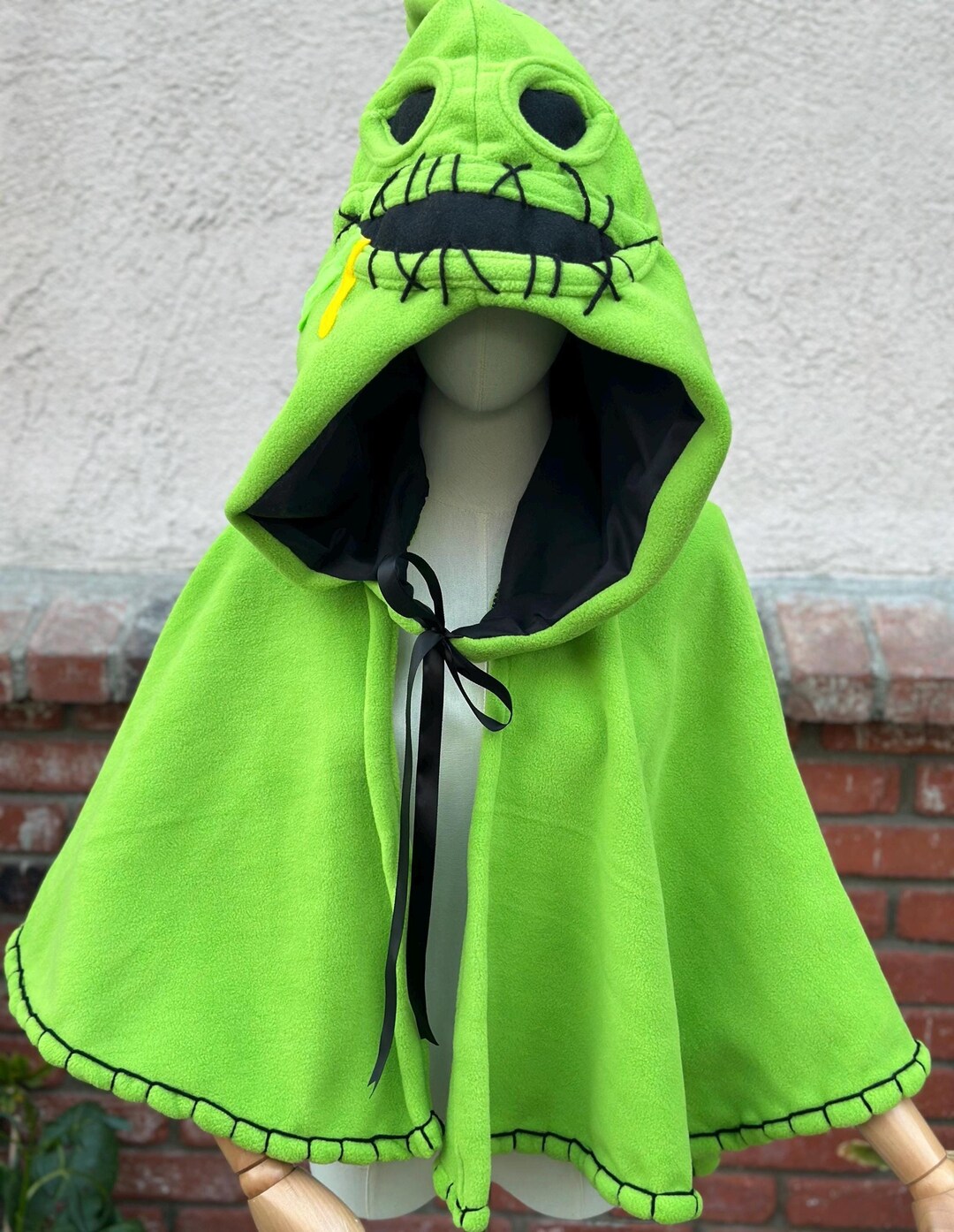 NEW the Nightmare Before Christmas Oogie Boogie Green Cropped Cloak - Etsy