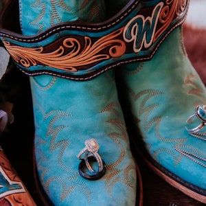 Custom Leather Garter - Etsy