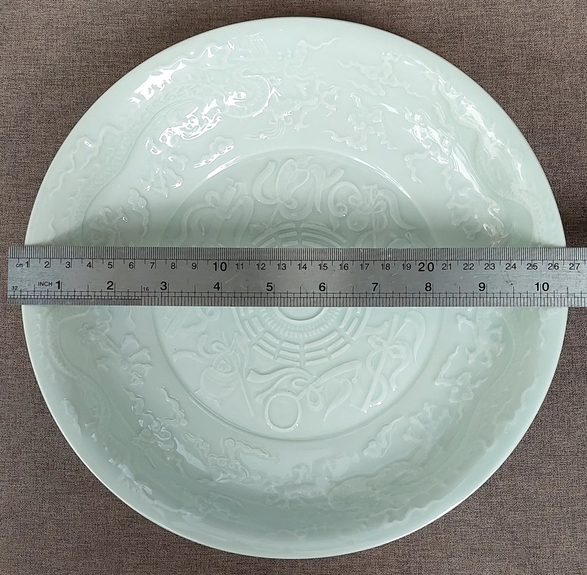 A Large Chinese Antique Ming Dynasty 'daoist Emblems' Porcelain Dish ...