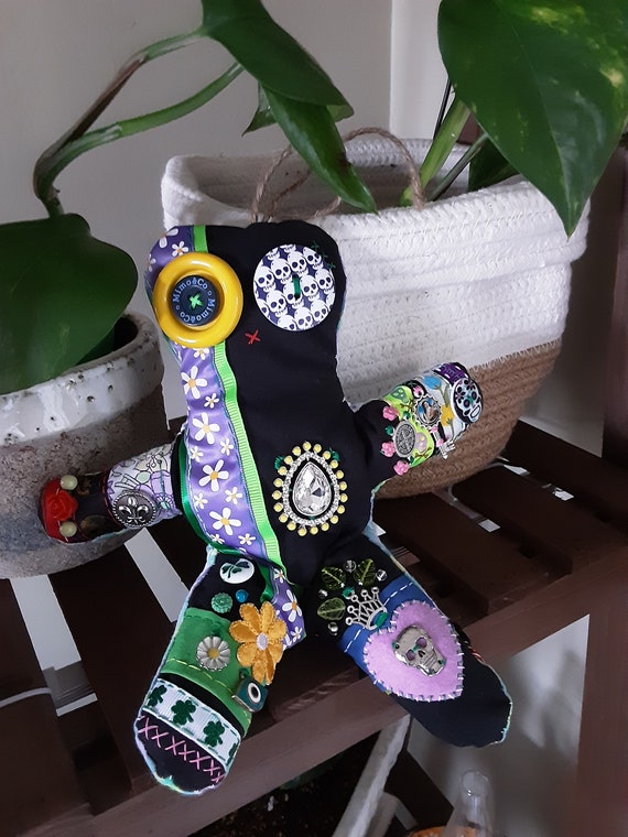 Goth & Horror Dolls Art & Collectibles Voodoo Green Witchery 5 etna.com.pe